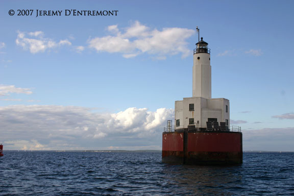 New England Lighthouses: Cleveland Ledge Lighthouse auction heating up
