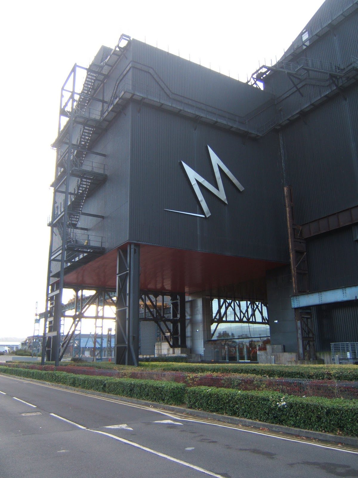 Little Sealed Packages: Magna