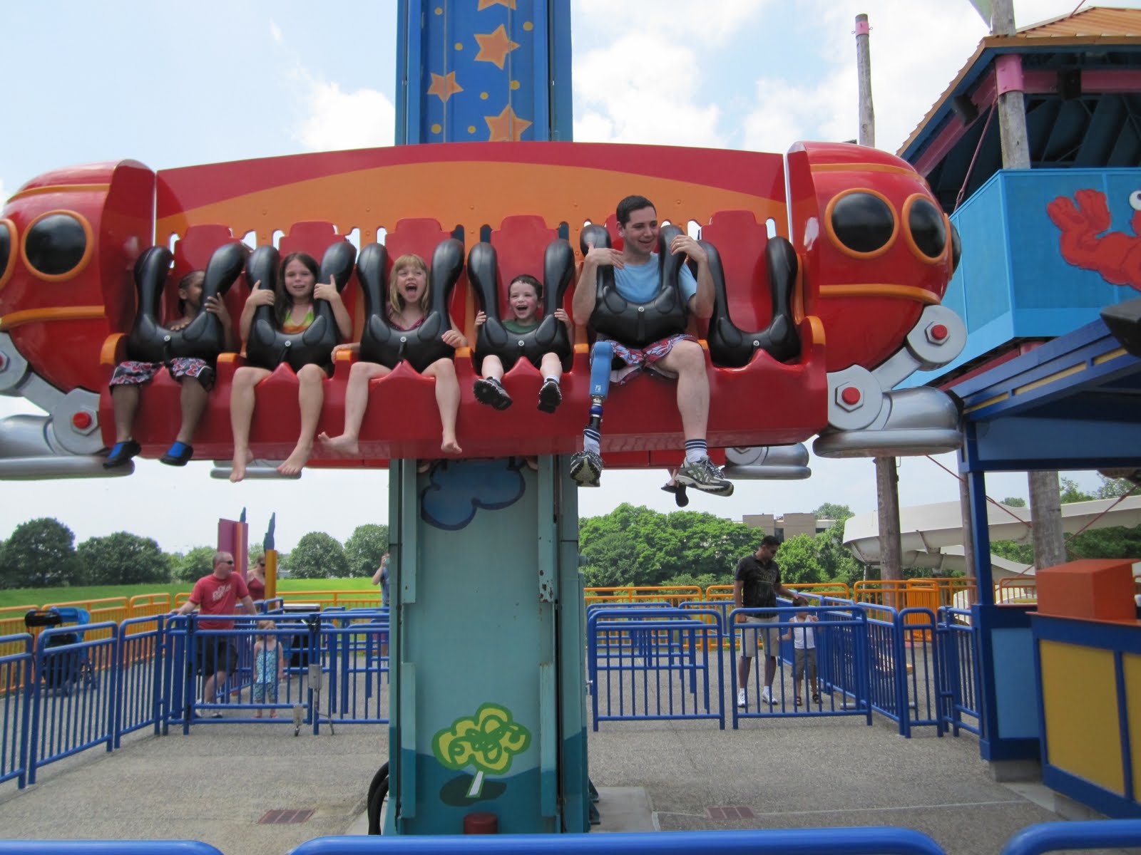 The Adventures of Lauren & Jerald: Sesame Place - Day 1