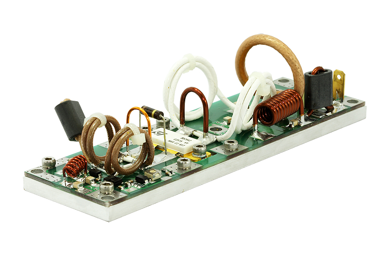 DIPA BROADCAST FM: PALLET FM RF AMPLIFIER