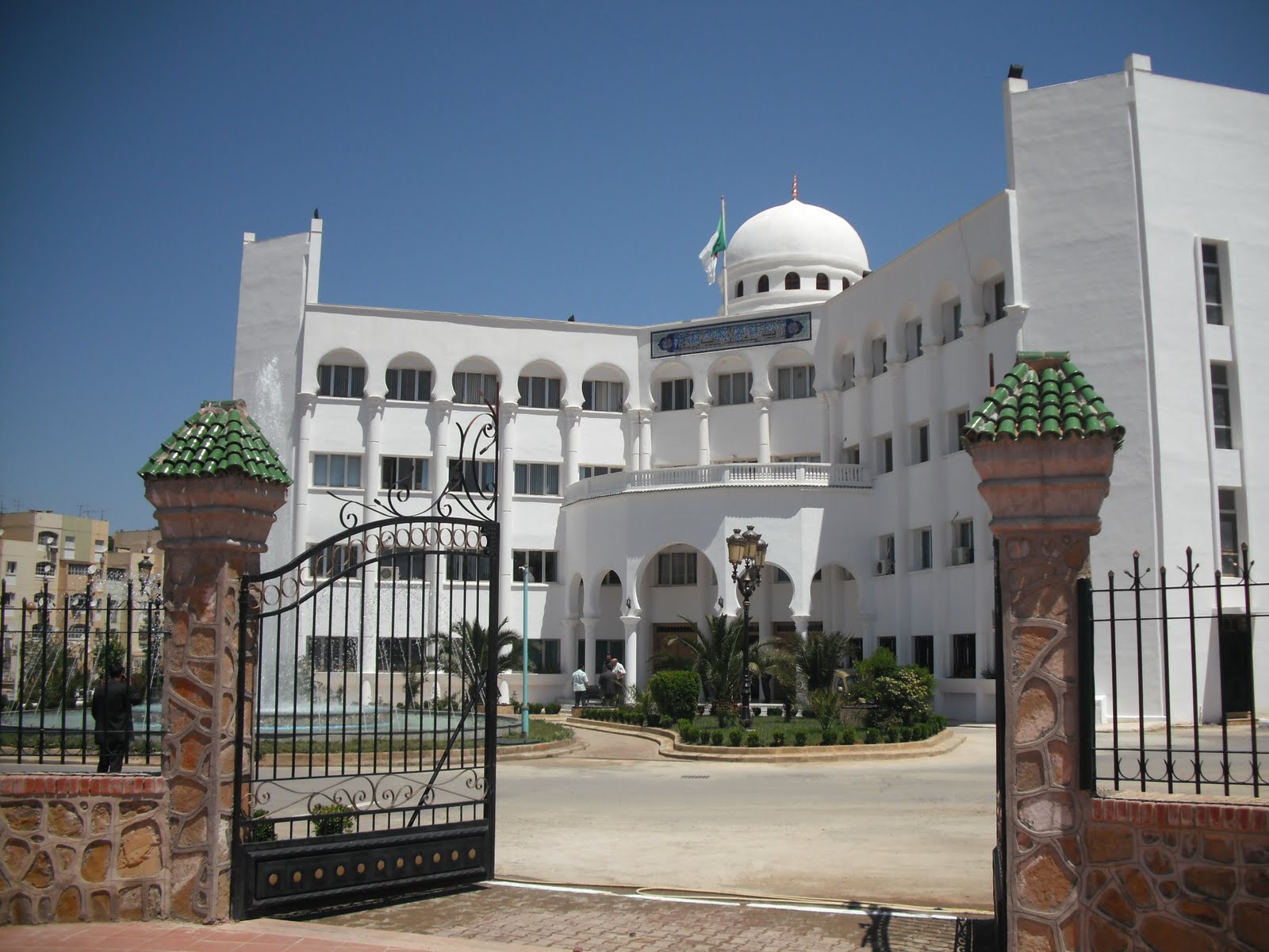 regard sur medea: ville de medea