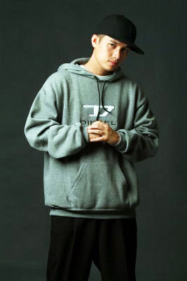 M y a n m a r H u n k s: Ye Lay