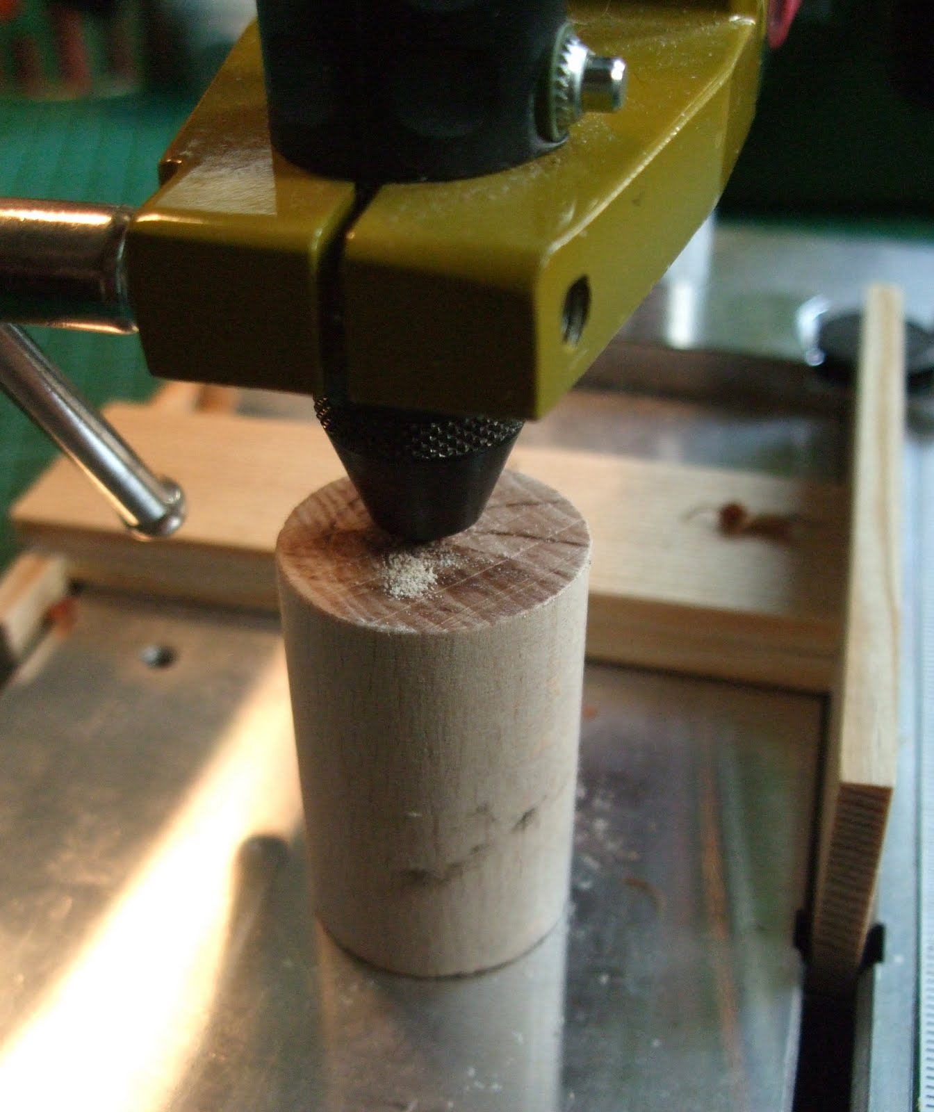 Andrea Thieck Miniatures: Making Of --- Bow Making Tool