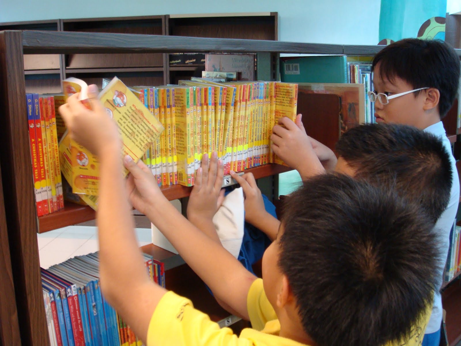 The Library @ Telok Kurau Primary School: Library @ TKPS Picture Gallery