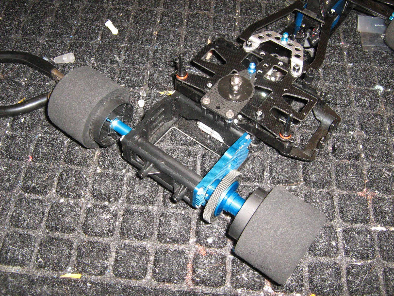 T San RC: Tamiya F103