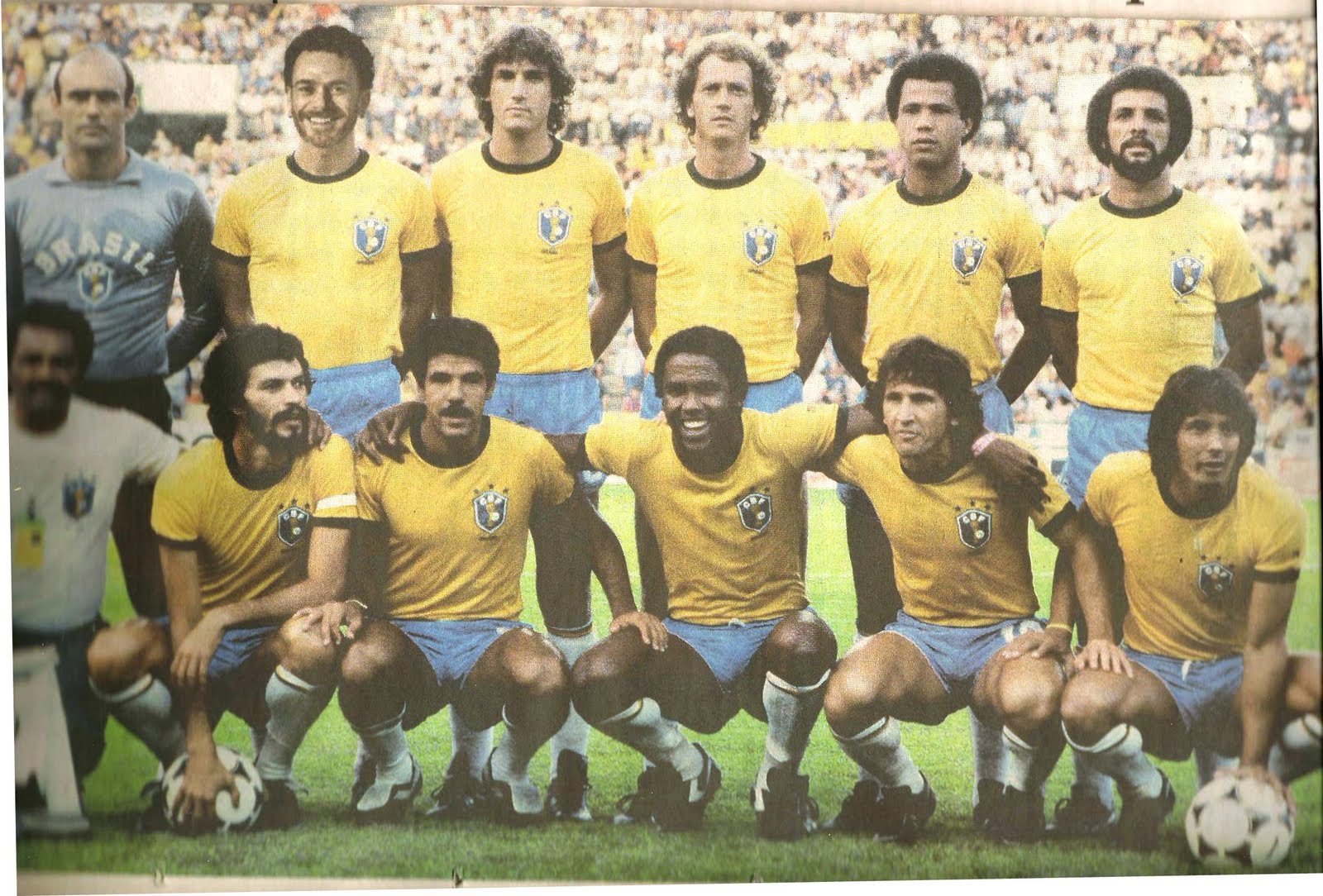 Pin de Harun em esporte | Seleção brasileira 1982, Seleção brasileira ...