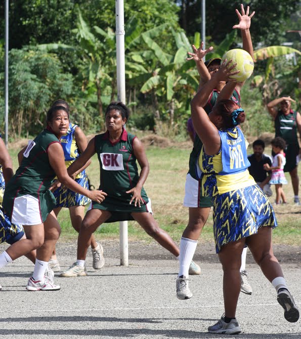Near the Hoop - Papua New Guinea Netball News: Brian Bell Hijack Air ...
