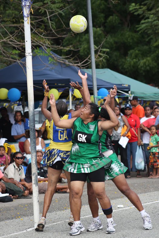 Near the Hoop - Papua New Guinea Netball News