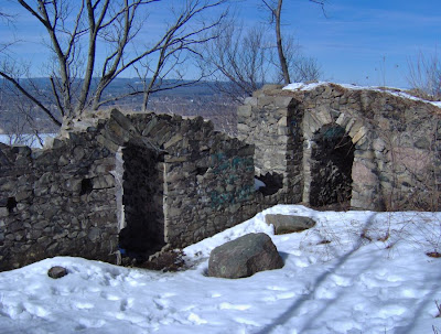 Exploring Western Massachusetts: The Eyrie House: William Street's Home ...