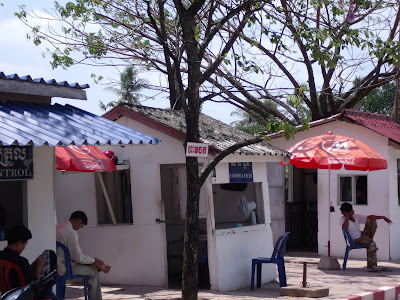 patlog: Boarder crossing at Koh Kong. 11th Mar
