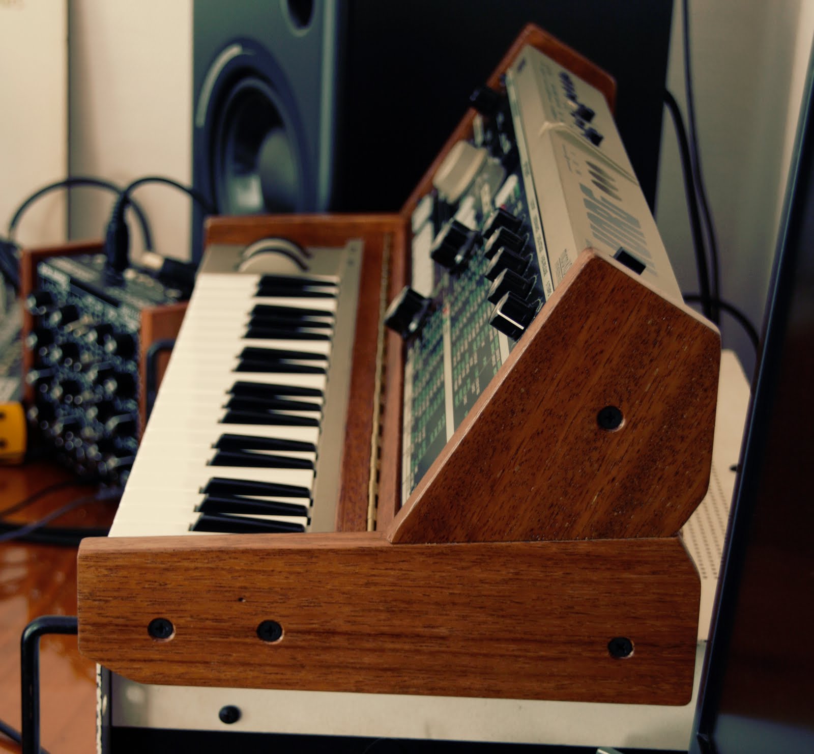 Café 80: The MicroMoorg