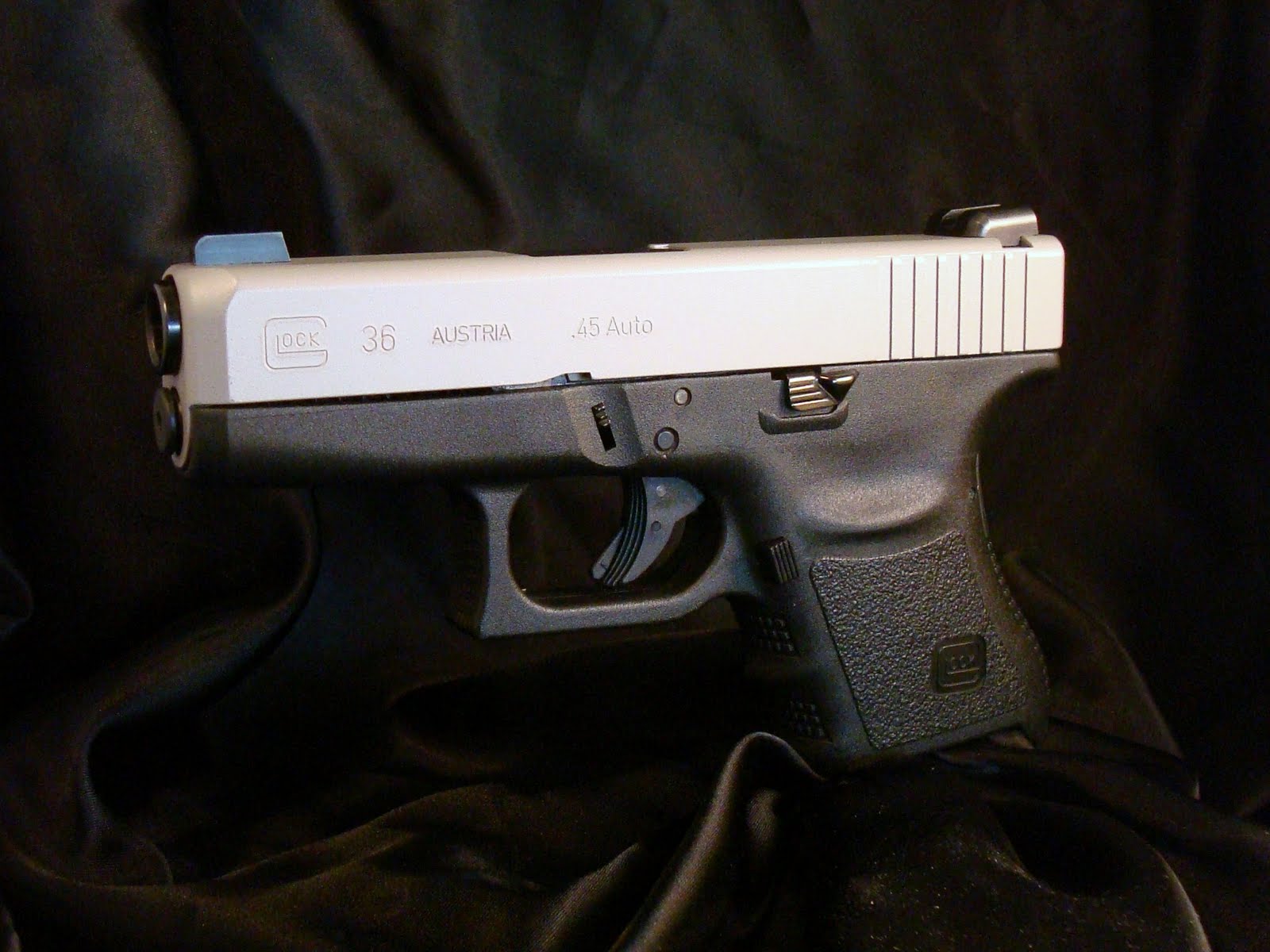 Average Joe's Handgun Reviews: Refinished Glock 36 Slide