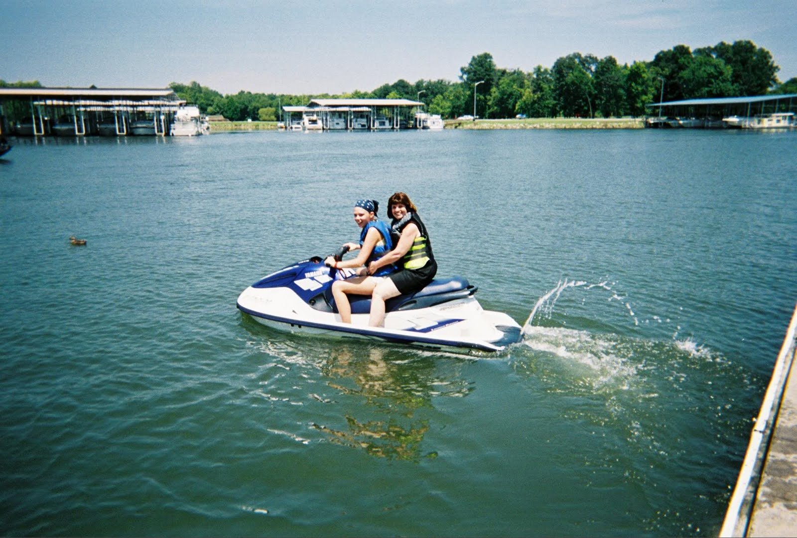 Fat Chicks On Jet Skis!!!