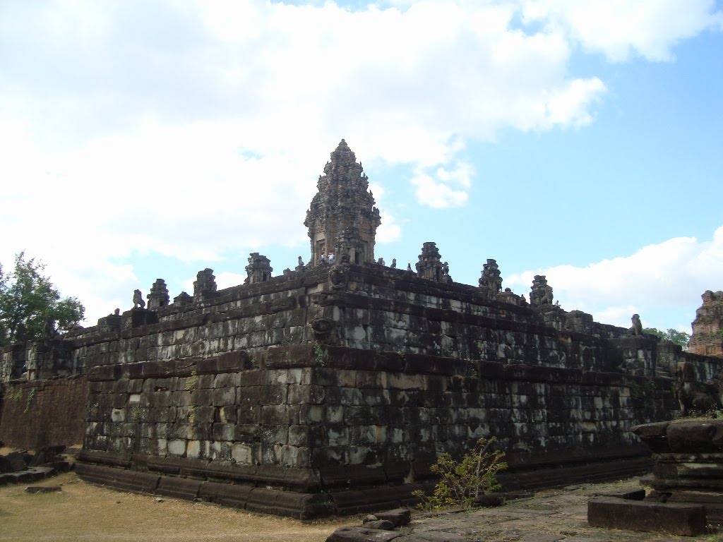 David Angkor Guide: HISTORY OF ANGKOR