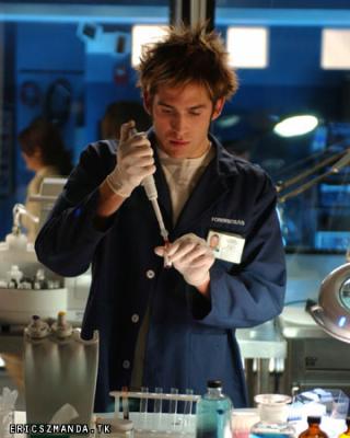 Mιαℓℓ Oℓινєιяα: Greg Sanders (Eric Szmanda)