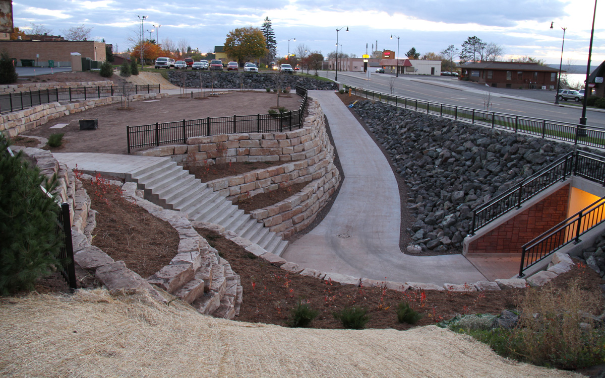 ShutterWi: Tunnel, access ramps and plaza are nearly done.