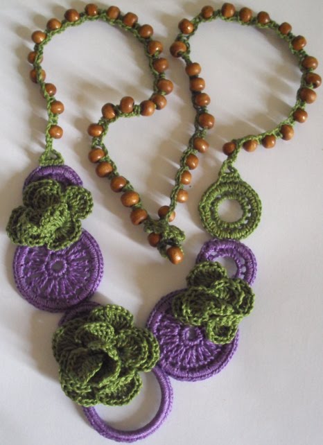 Collares tejidos a crochet - Imagui