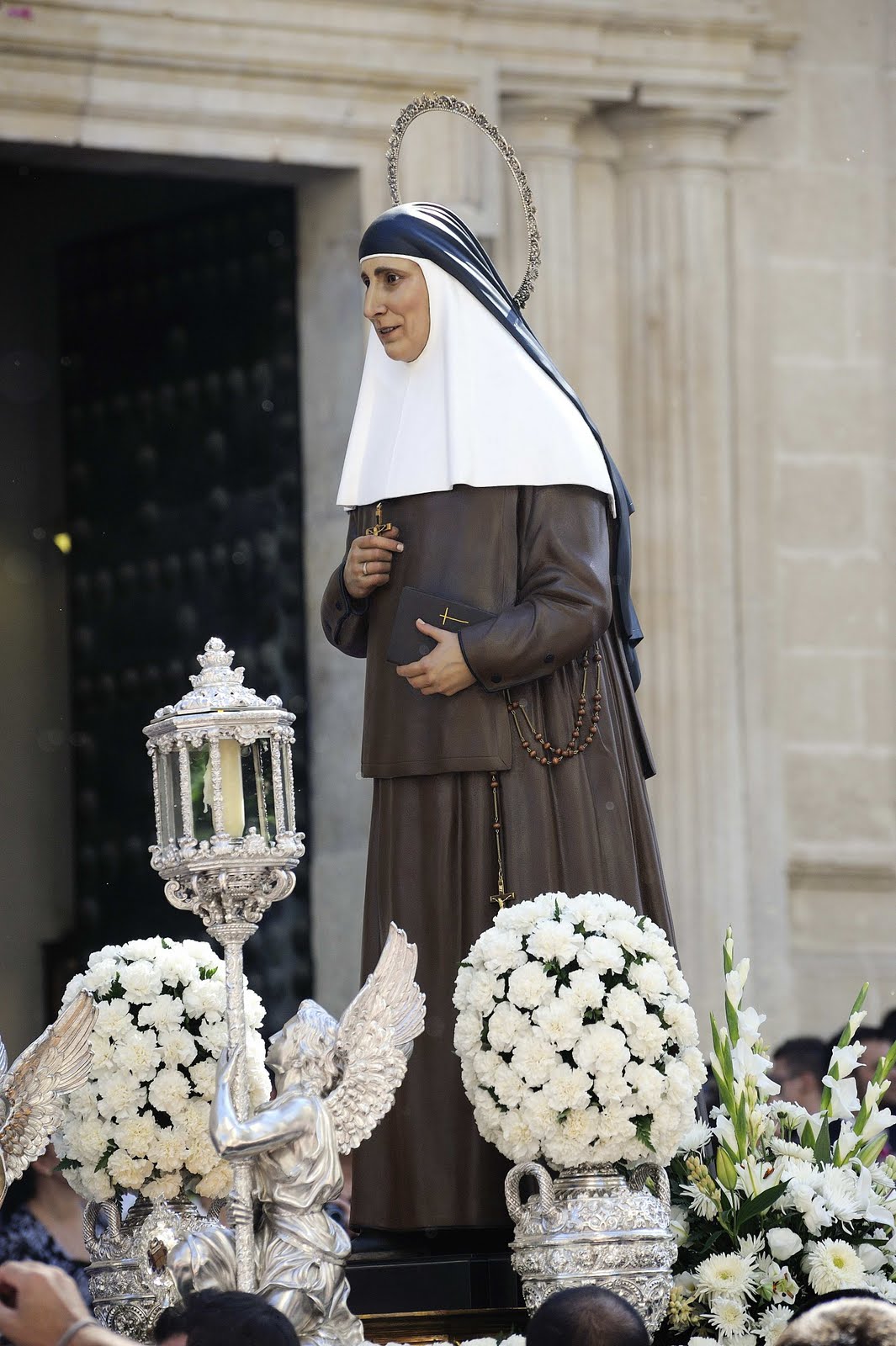 SEVILLA A TRAVES DE UN OBJETIVO: PROCESION DE MADRE MARIA PURISIMA