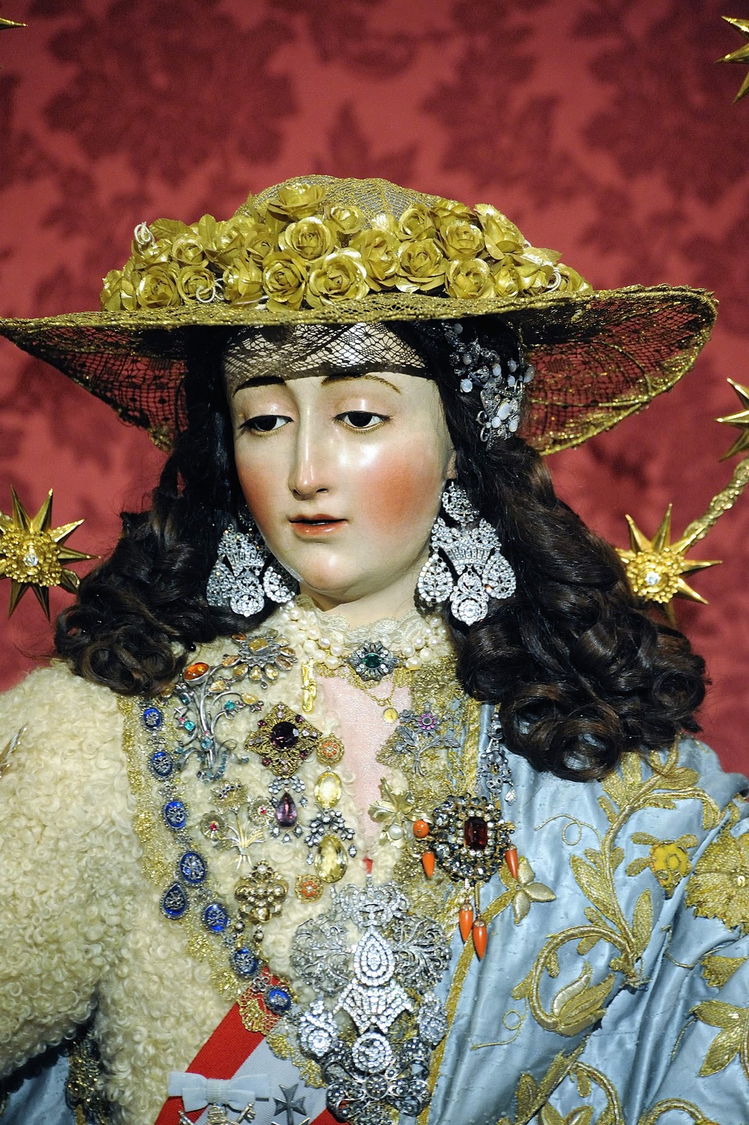 SEVILLA A TRAVES DE UN OBJETIVO: BESAMANOS A LA DIVINA PASTORA