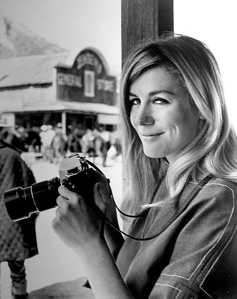 Starlet Showcase: Shutterbug Starlets 3