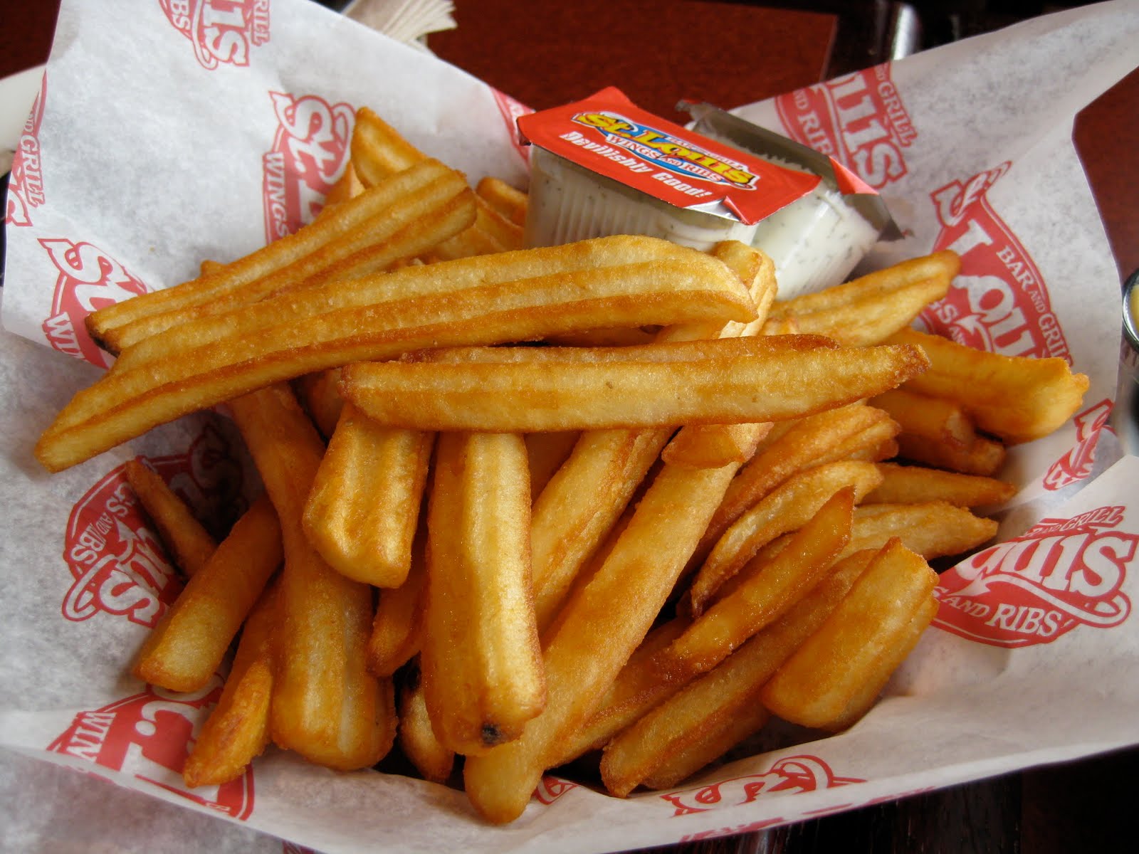 Team Fatty: St. Louis Bar and Grill