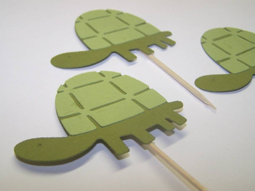 Top Etsy Finds: Tiny Turtle Cupcake Toppers
