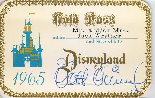 The Original Disneyland Hotel: Disneyland Gold Cards