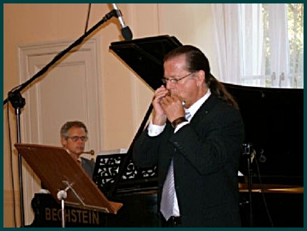 Janela aberta - Blogue de harmonica: Franz Chmel