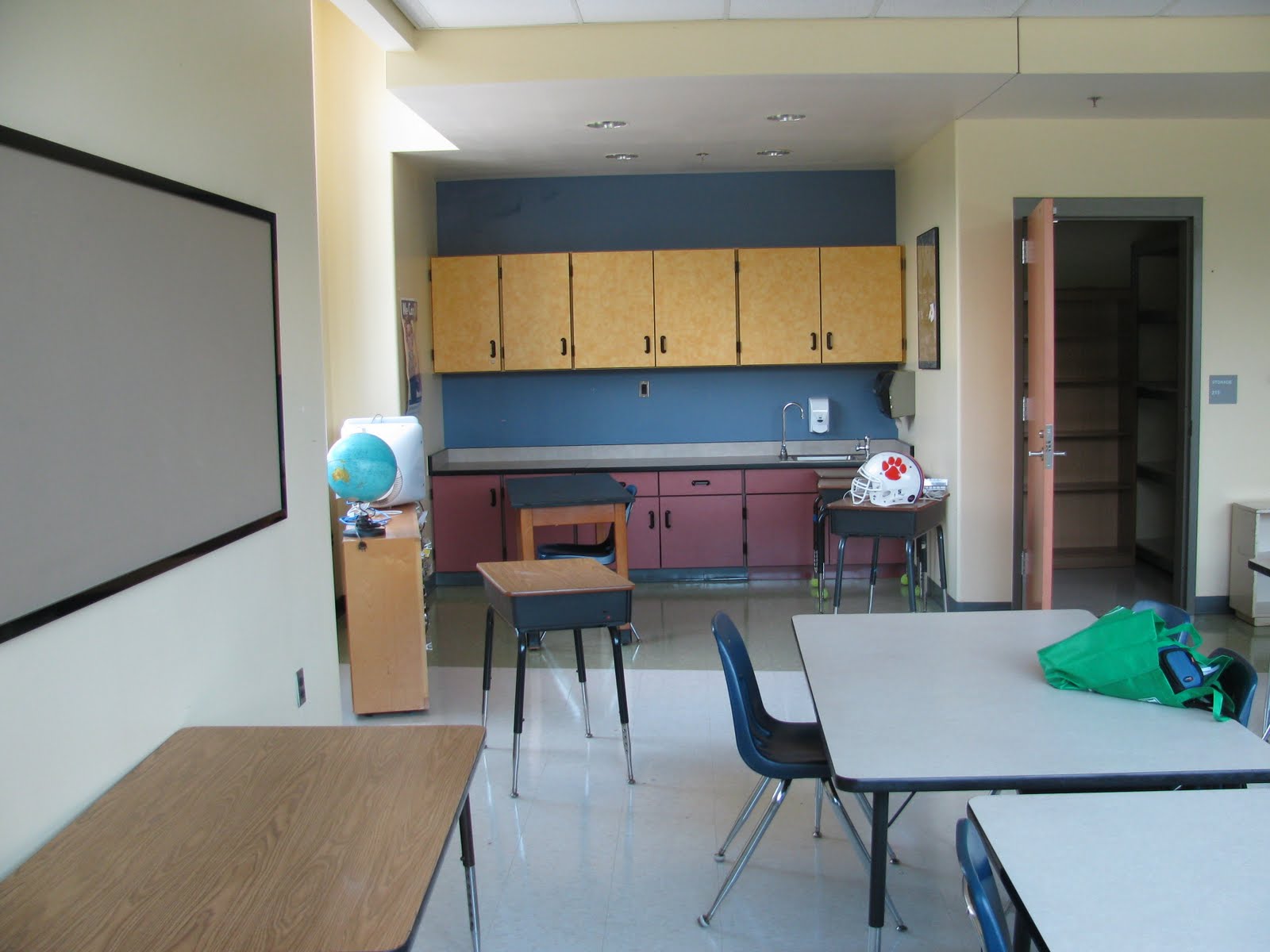 Eberopolis: Teaching Reading and Writing with Technology: The Blank ...