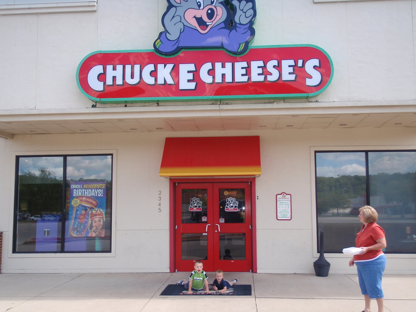Chuck E Cheese Springfield Ohio - www.inf-inet.com
