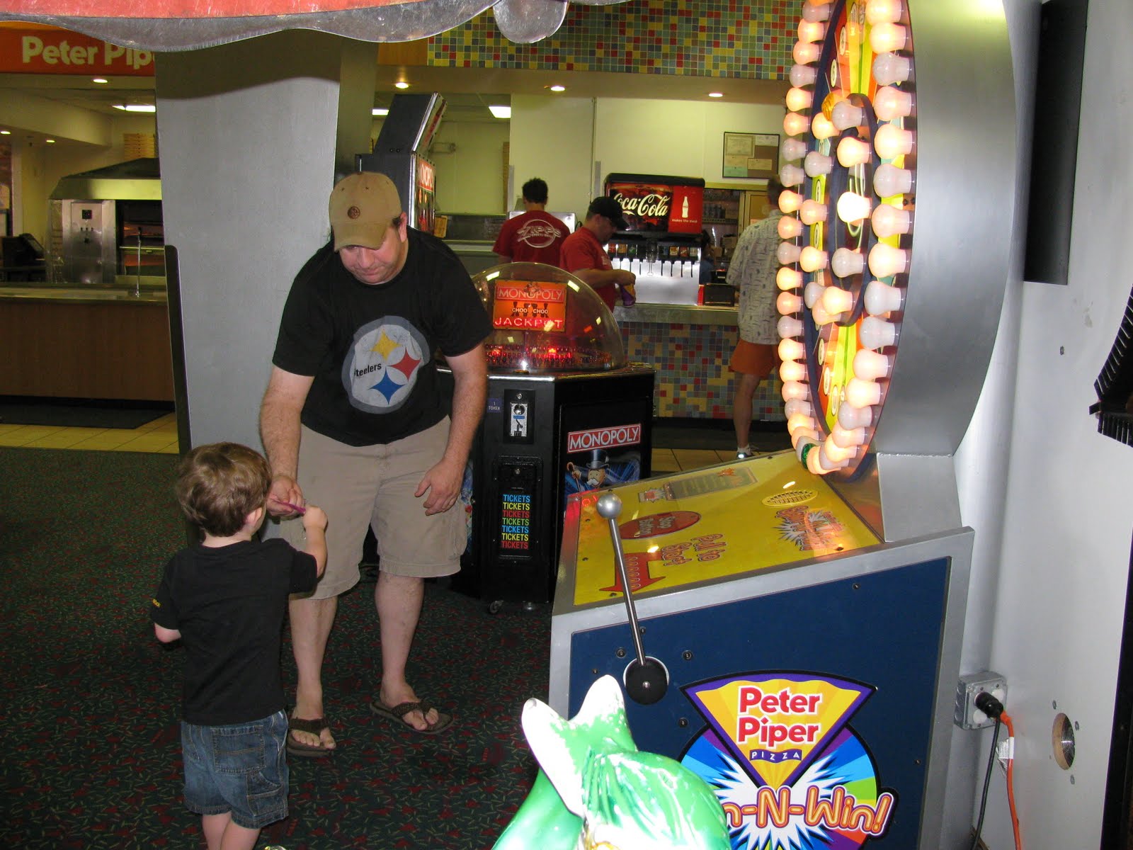 Dupere Family: Porter's Peter Piper Pizza Party