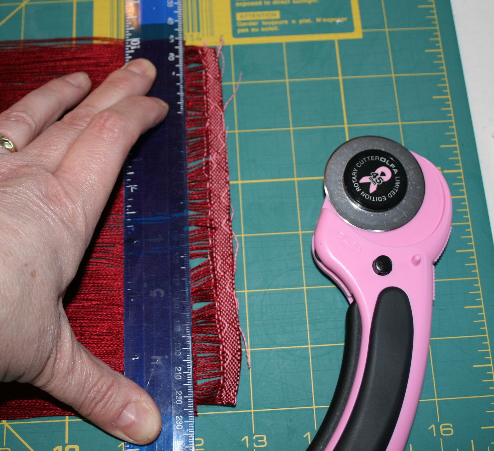 Thrums: Weaving as Therapy