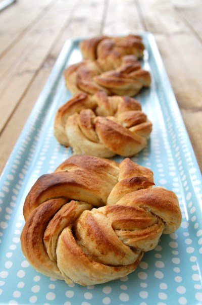 VILLA ALPS: Autumn, apples, buns / Ruduo, obuoliai, bandelės