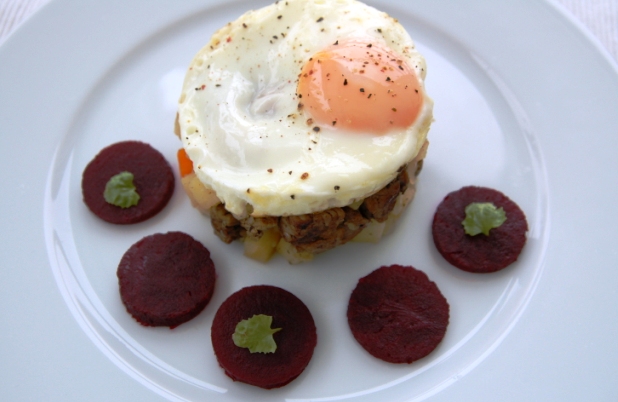 VILLA ALPS: Swedish hash / Švediškas patiekalas Pyttipanna