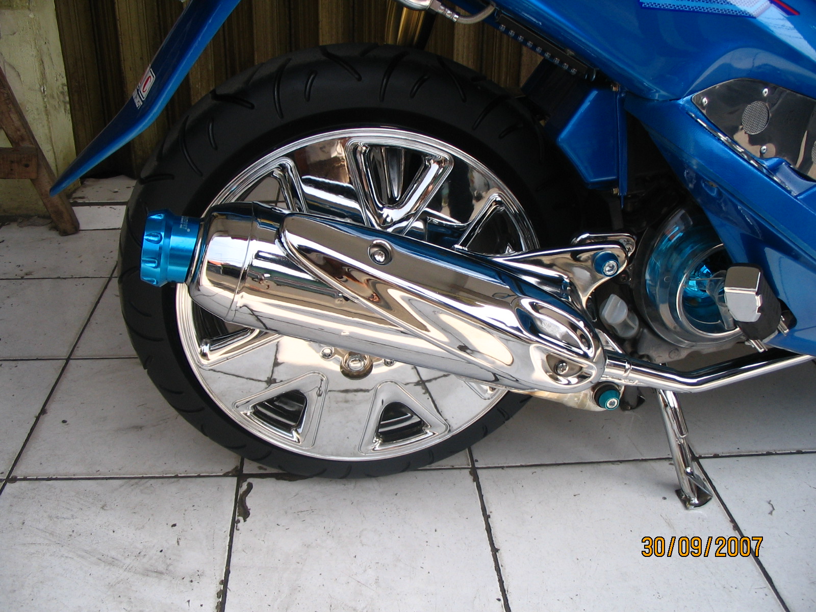 MODFIKASI YAMAHA MIO 2007 BLUE SPORTY