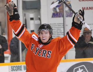 Behind The Mic: MEET THE CAPTAINS - SHAEL HECHTER
