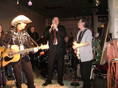 backup american blues news: Toyland Ball in Tulsa and Nancy Apple's CD ...