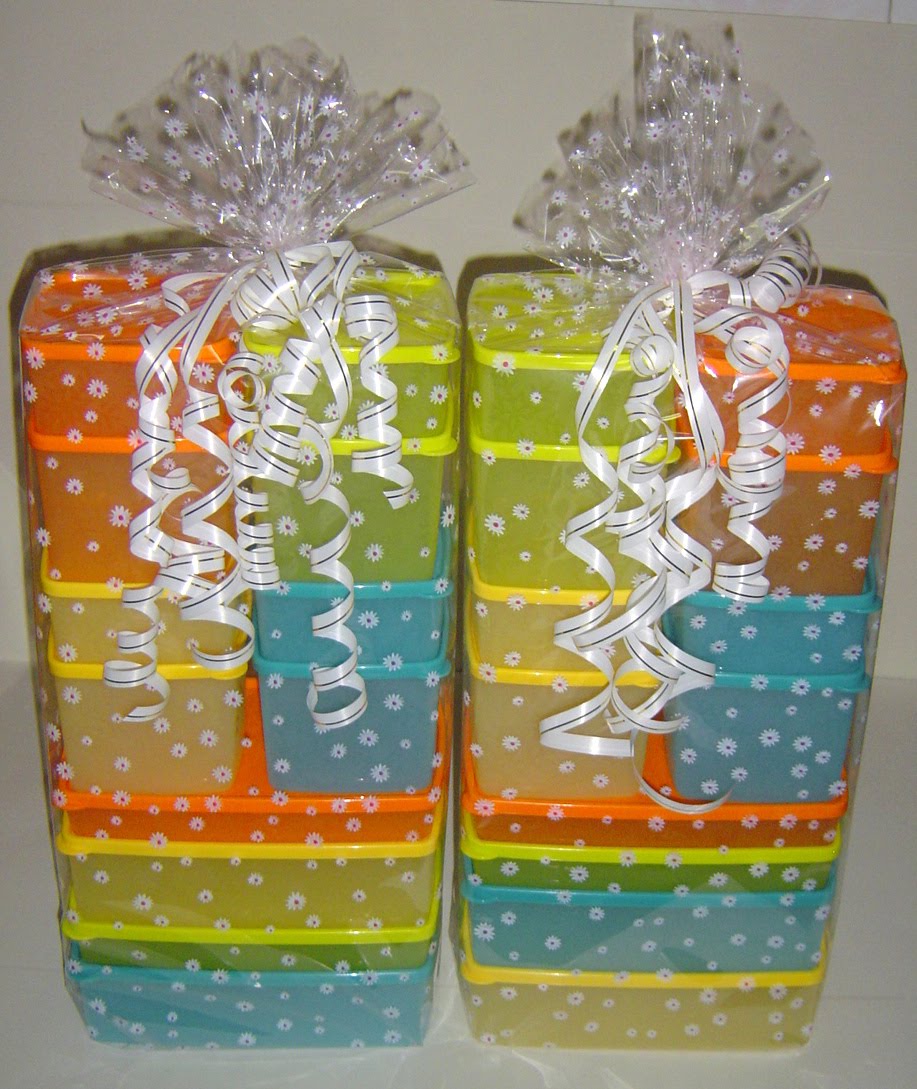 TupAffairs ::: For Tupperware Lovers..: Gift Wrapping