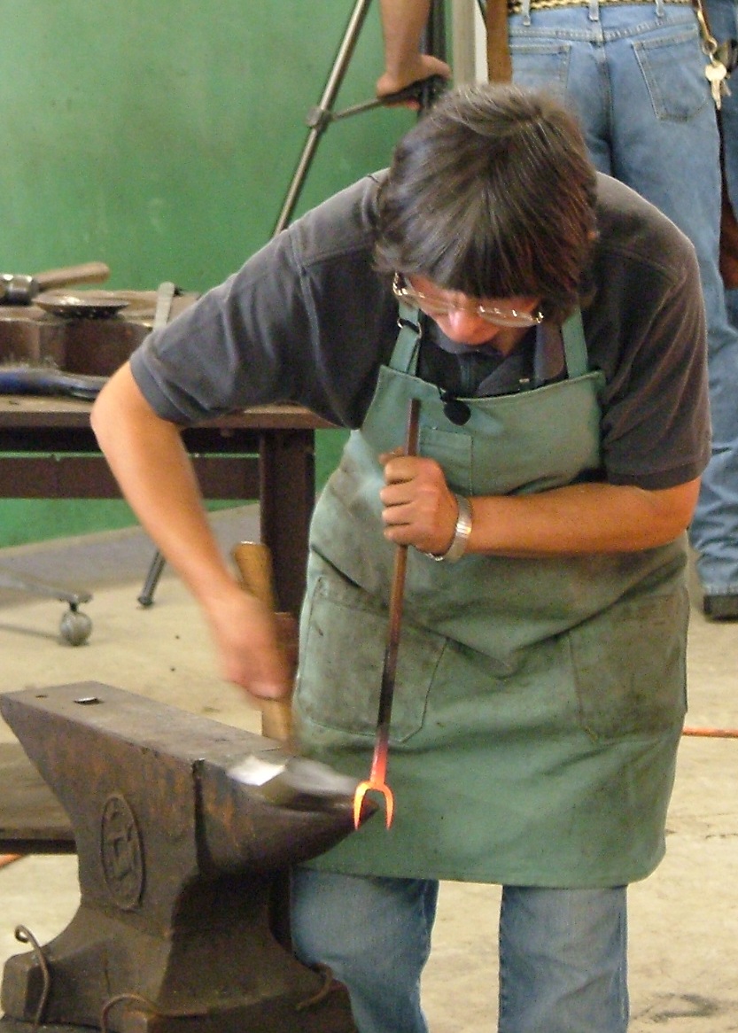 Rural Blacksmith: A Blacksmithing Conference: The SOFA Quad-State Roundup!