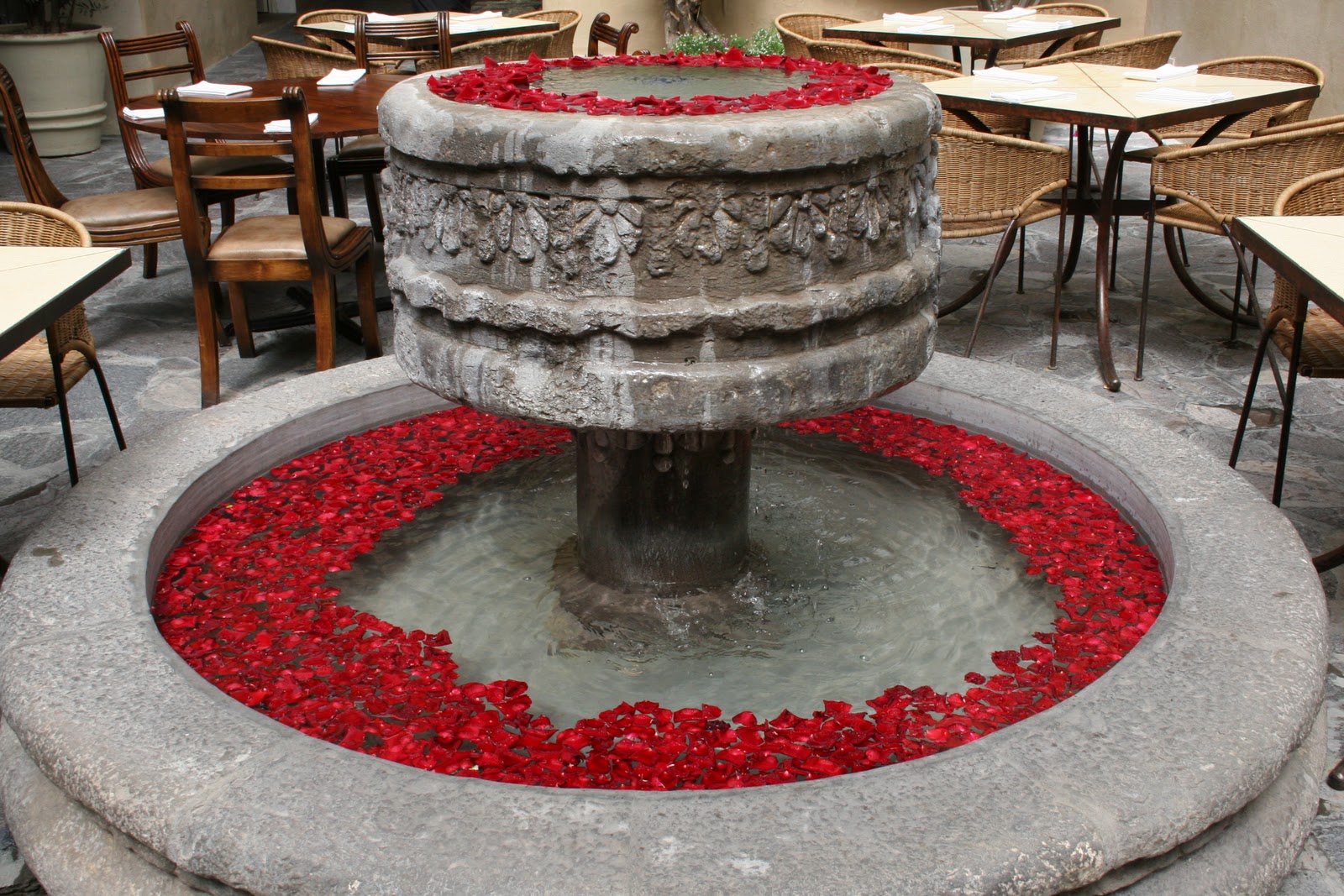 Robin Talks, Cooks and Travels: More Fountains around San Miguel