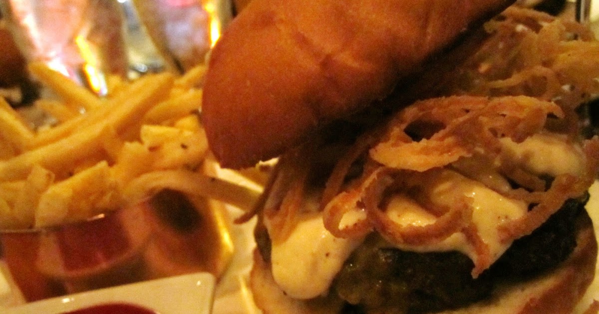 happy hour honeys: Boston Restaurant/Lounge: Radius- 1/2 Price Burgers