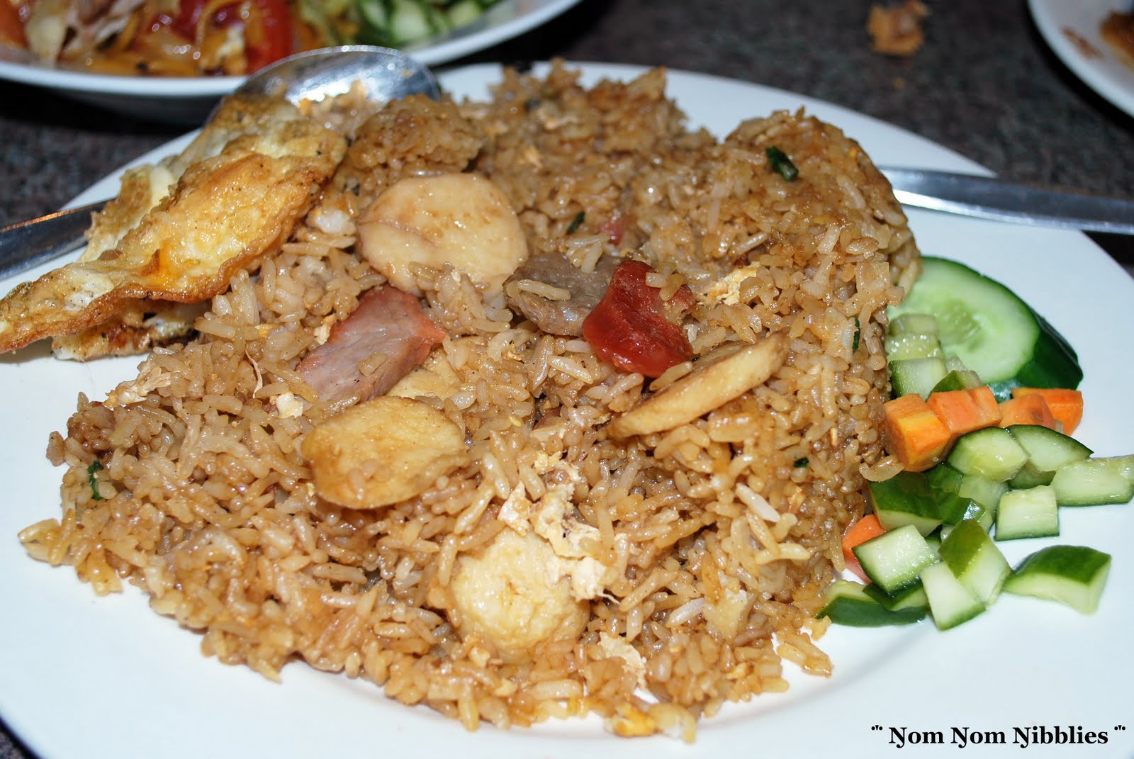 Nom Nom Nibblies- we live, we laugh, we cry, we eat.: Pinangsia ...