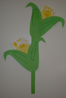 Preschool Crafts for Kids*: Thanksgiving Footprint Indian Corn Craft