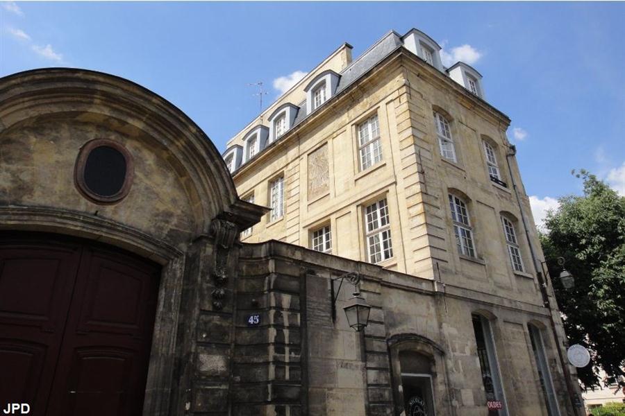 Paris-bise-art : Cadran solaire - Couvent des Pères de la Merci