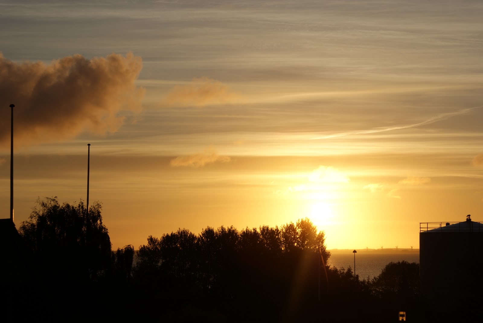 Moonlight Neighbourhood: From the black of the night, 'til the red ...