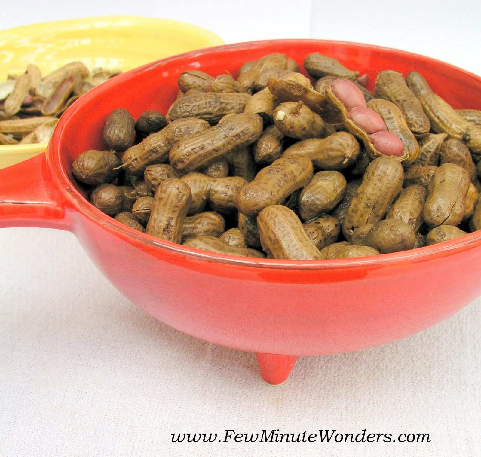 Verkadalai/ Boiled Peanuts - Few Minute Wonders