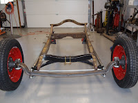 32 Ford Traditional Hot Rod: front crossmember install