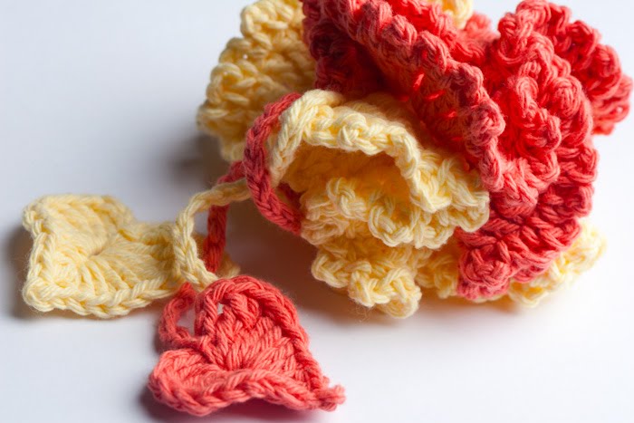 Yarn Twist: Free Crochet Pattern: Bath Puff
