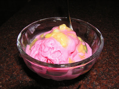 salts & sweets.: Bandung ice cream.