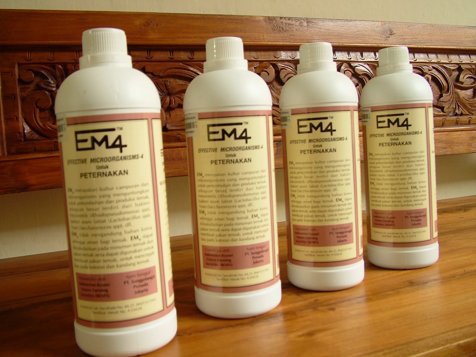 EM-4 Organik: EM - 4 Peternakan